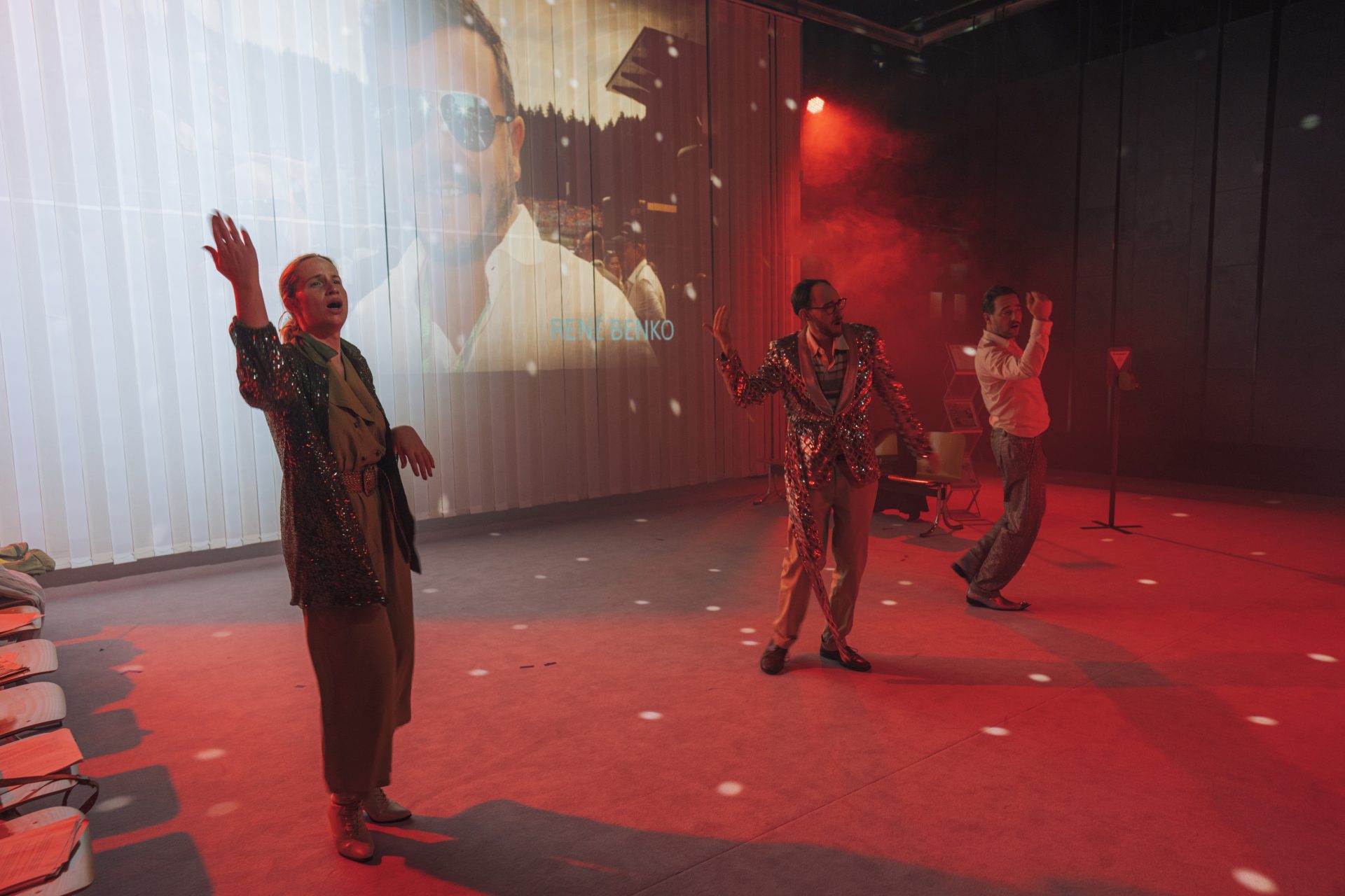 2023-11-10 - »I AM FROM AUSTRIA« - Eine innenpolitische Abrechnung ...